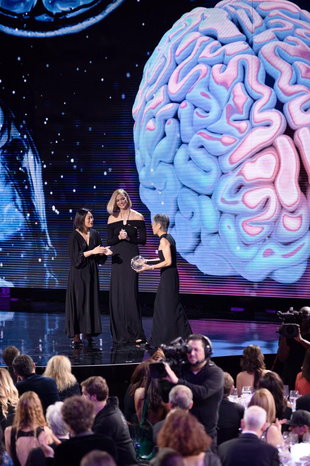 Top Scientists Honored at 8th Annual Breakthrough Prize Ceremony in ...